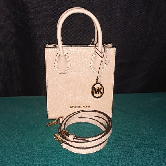 Michael Kors | Bags | Nwot Michael Kors Mercer Mini Crossbody | Poshmark